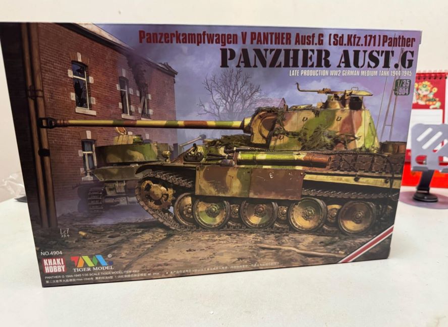 Panther G Medium Tank Assembly Model Kit - Tiger 4904 – ModelHives